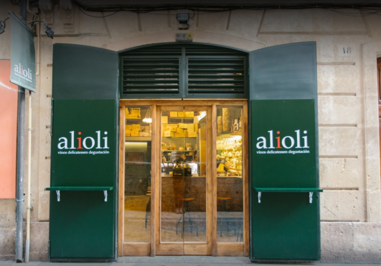 Weekend Break: Alicante, Spain - Turning left for less