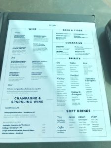 Clubrooms Gatwick South terminal review - Turning left for less