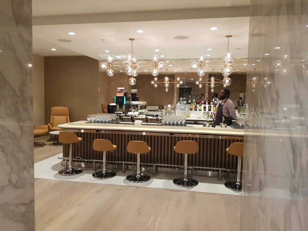 Virgin Atlantic Upper Class A330-300 (new seats) & Upper Class wing ...