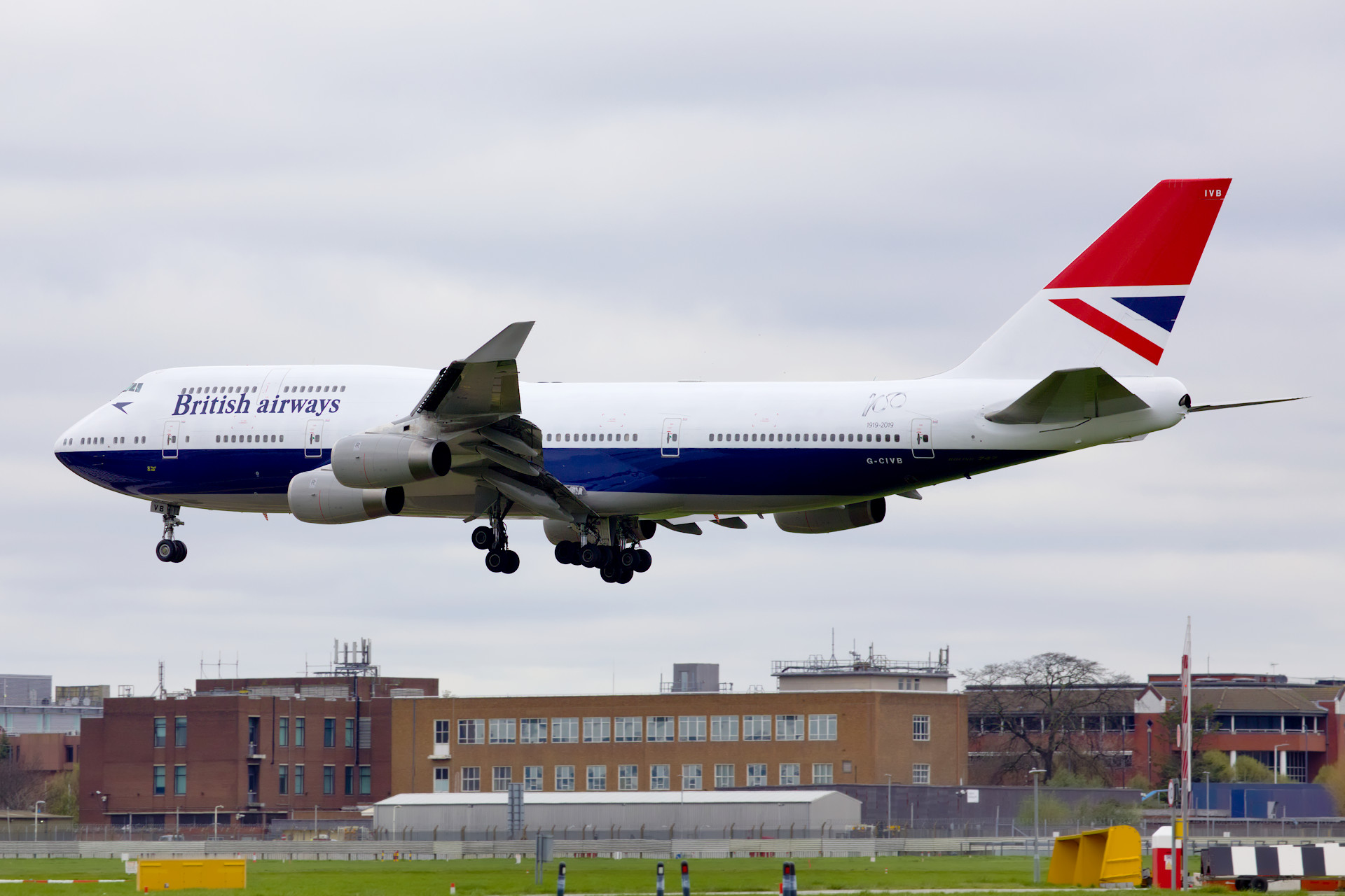 NEWS: BA's final B747 Heathrow flights Thursday with flypast & sneak ...