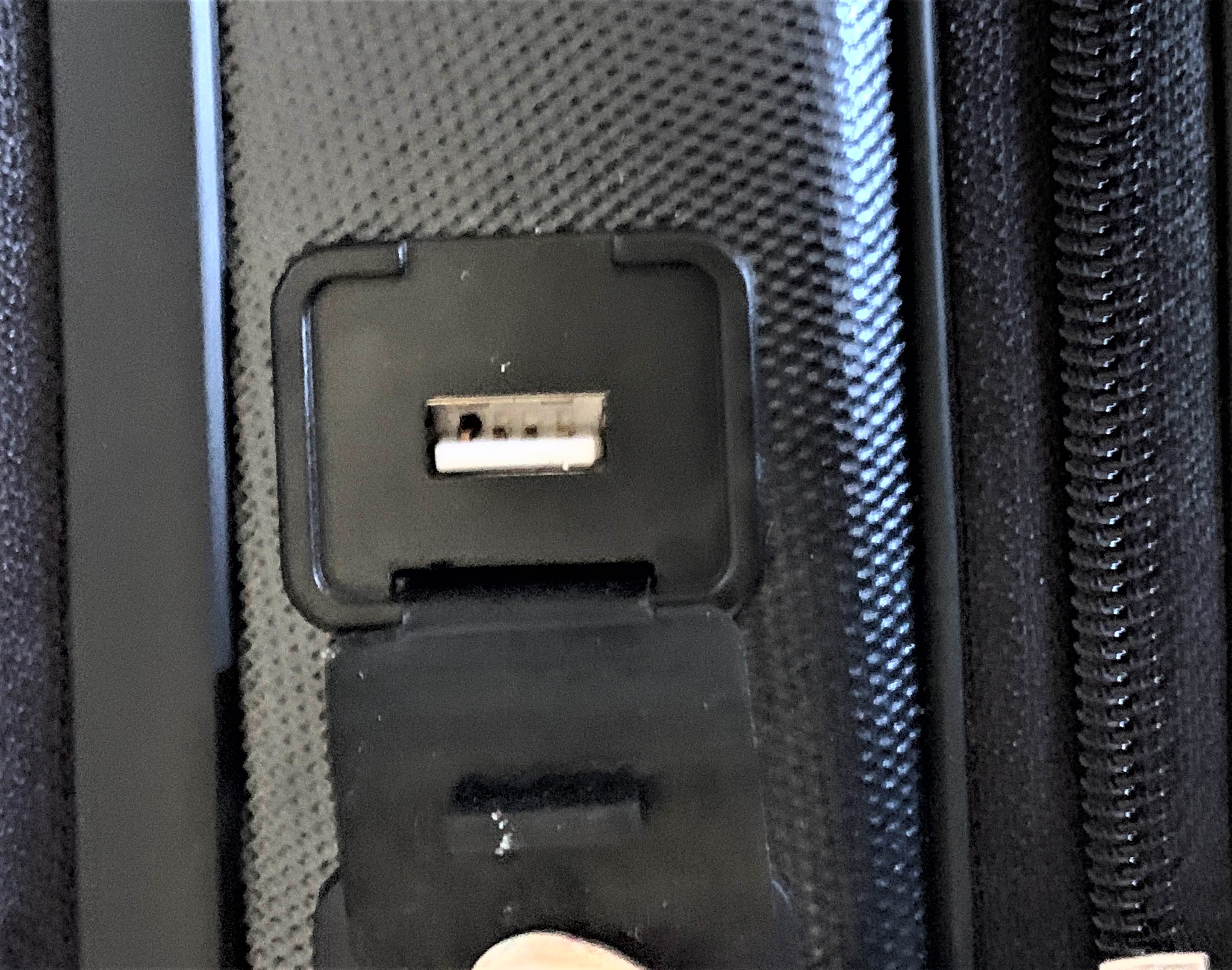Luggage Review: Battle of the Carry On – Samsonite V Away V Tumi