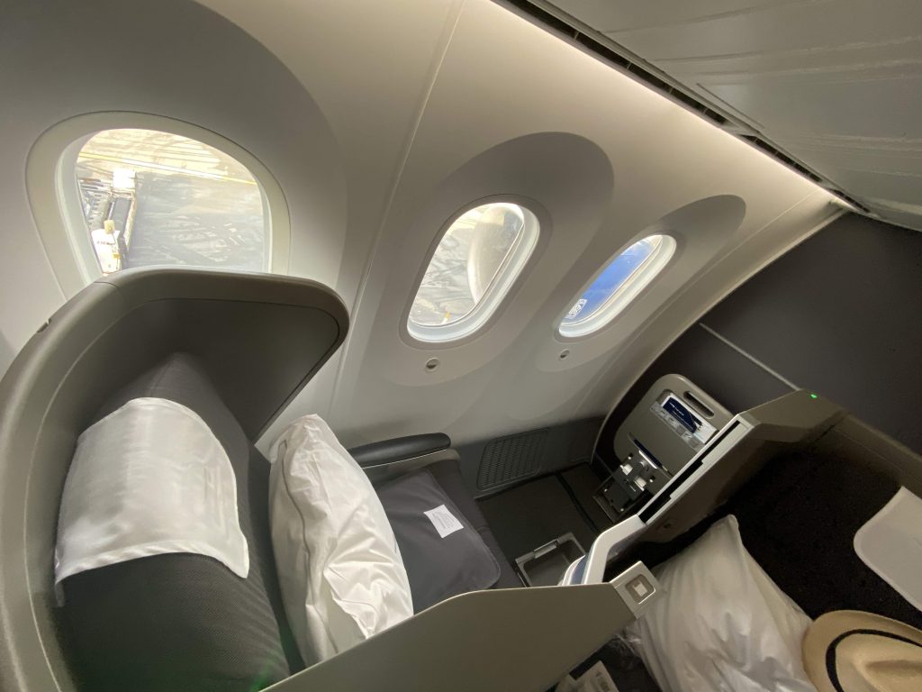 REVIEW: British Airways B787 Club World London to Atlanta - Turning ...