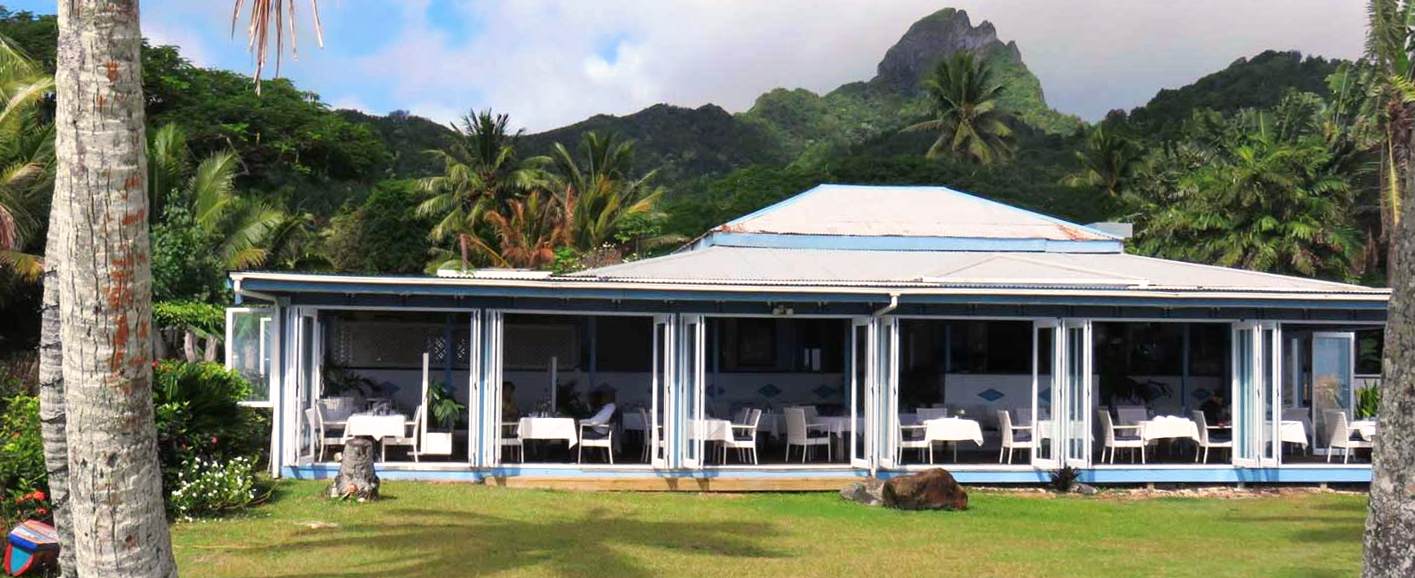 BUCKET LIST DESTINATIONS: The Cook Islands - Turning left for less