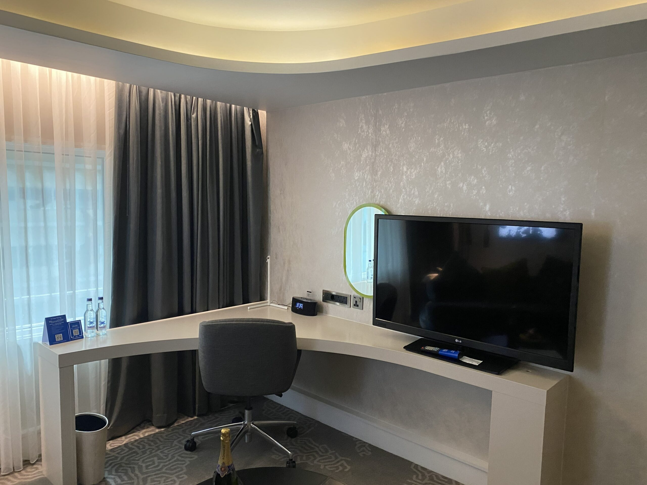 Hilton London Heathrow Airport at Terminal 4 review - newly refurbished ...