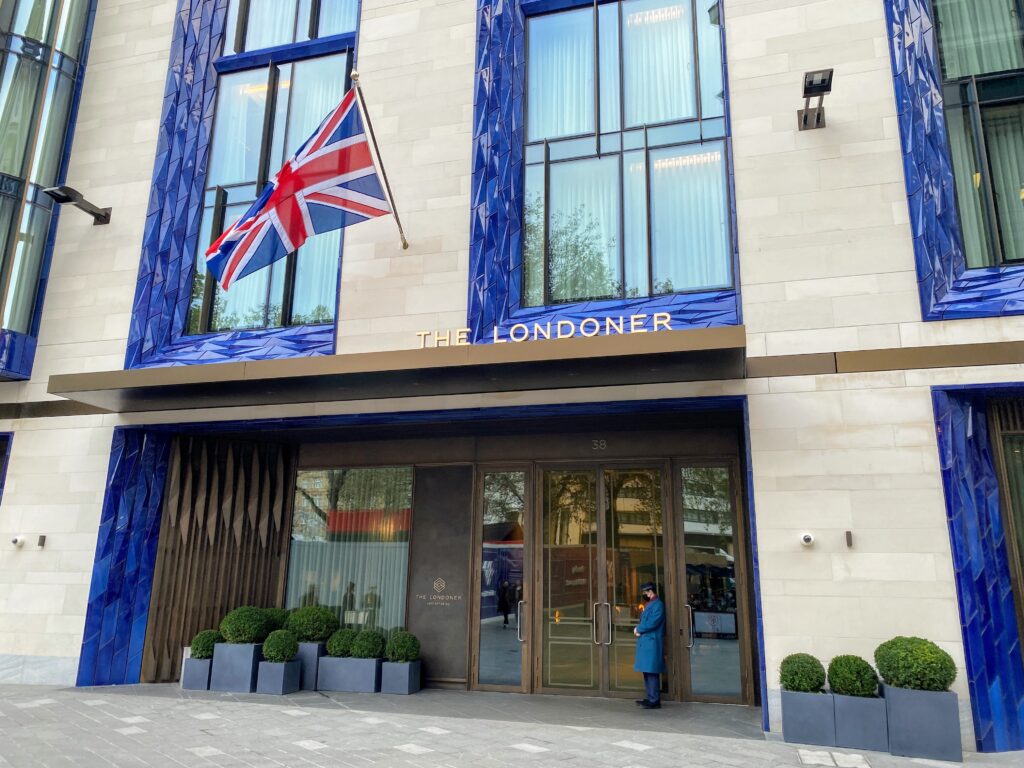 The Londoner hotel - London's new fun ultra luxury hotel resort ...