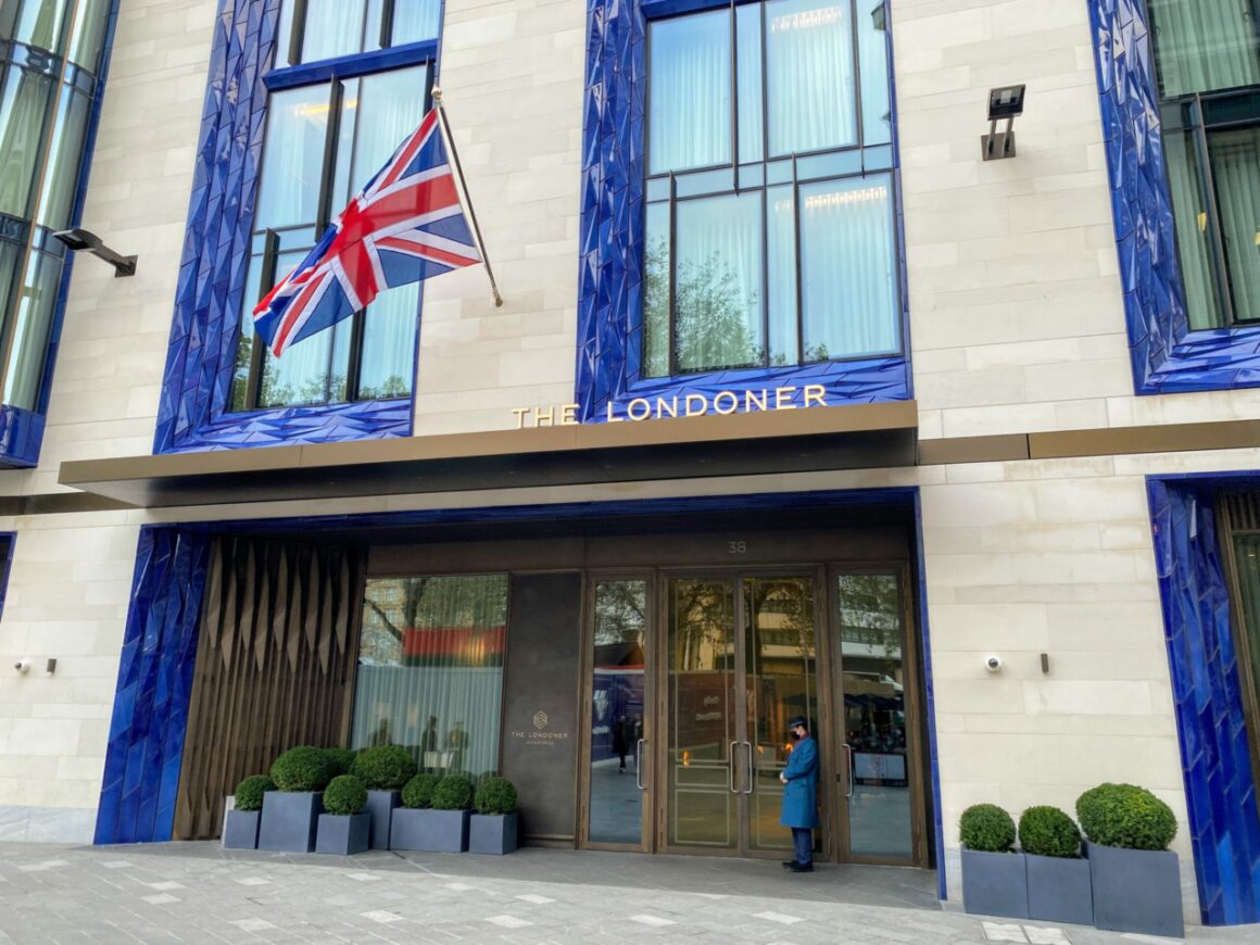 The Londoner hotel - London's new fun ultra luxury hotel resort ...