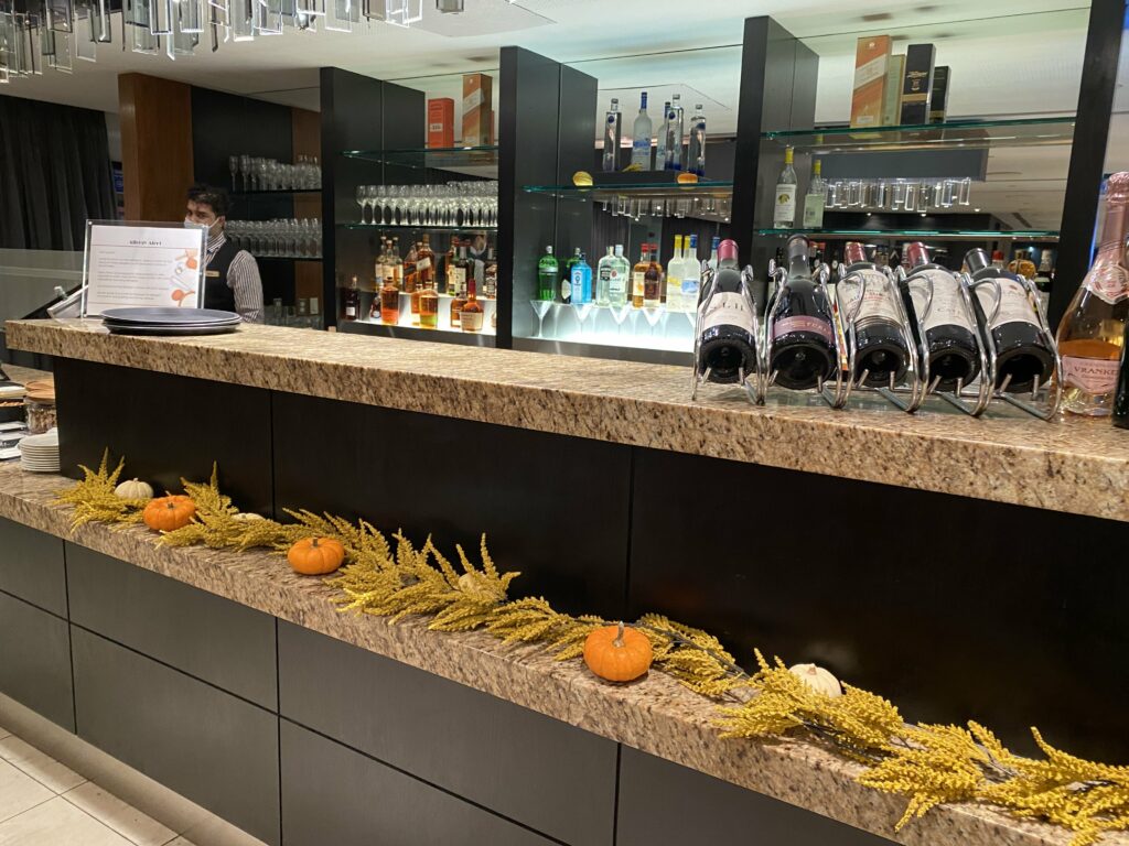 British Airways Concorde Room lounge at New York JFK review - Turning ...