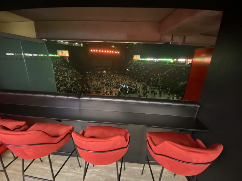 Review: Using Virgin Atlantic or Red Points (miles) for the Virgin Red ...