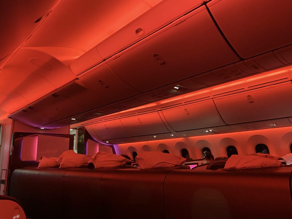 Virgin Atlantic B787 Upper Class night flight Bahamas to London ...
