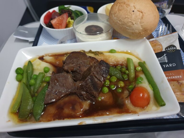 What to expect from new British Airways Club Europe meals and catering ...