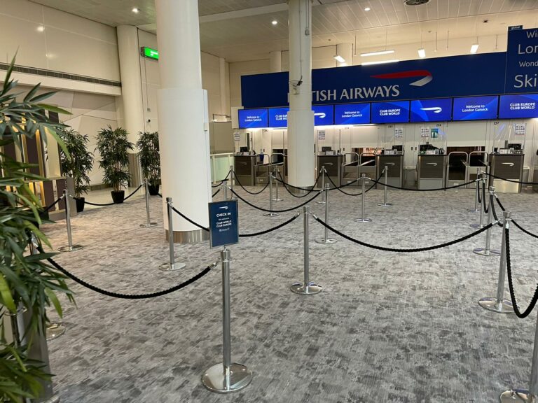 What's travelling with BA from Gatwick like now - check-in and lounges ...