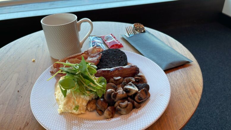 What's travelling with BA from Gatwick like now - check-in and lounges ...