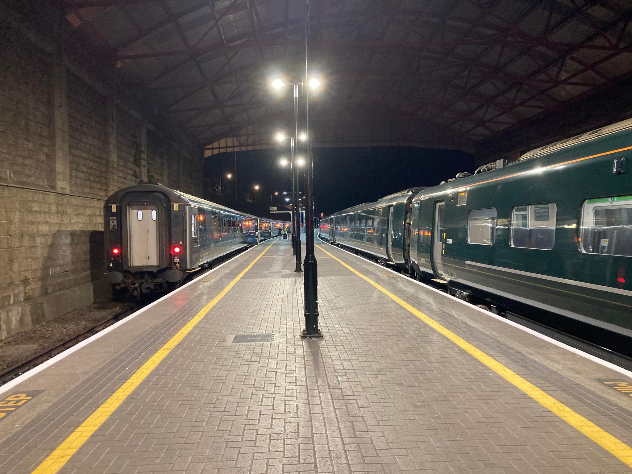 The Night Riviera Sleeper Train by GWR from Penzance to London ...