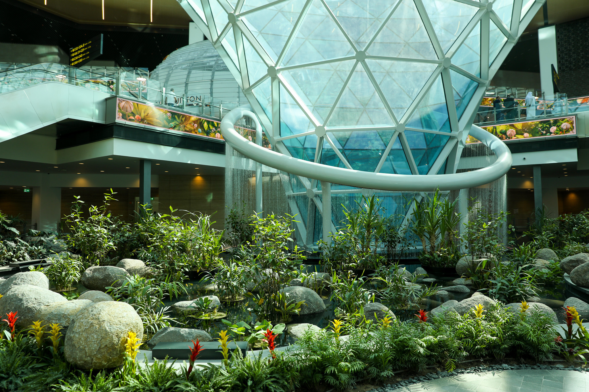 NEWS Doha Airport s Terminal Expansion With New Lounges Hotel Opens news-doha-airport-s-terminal-expansion-with-new-lounges-hotel-opens