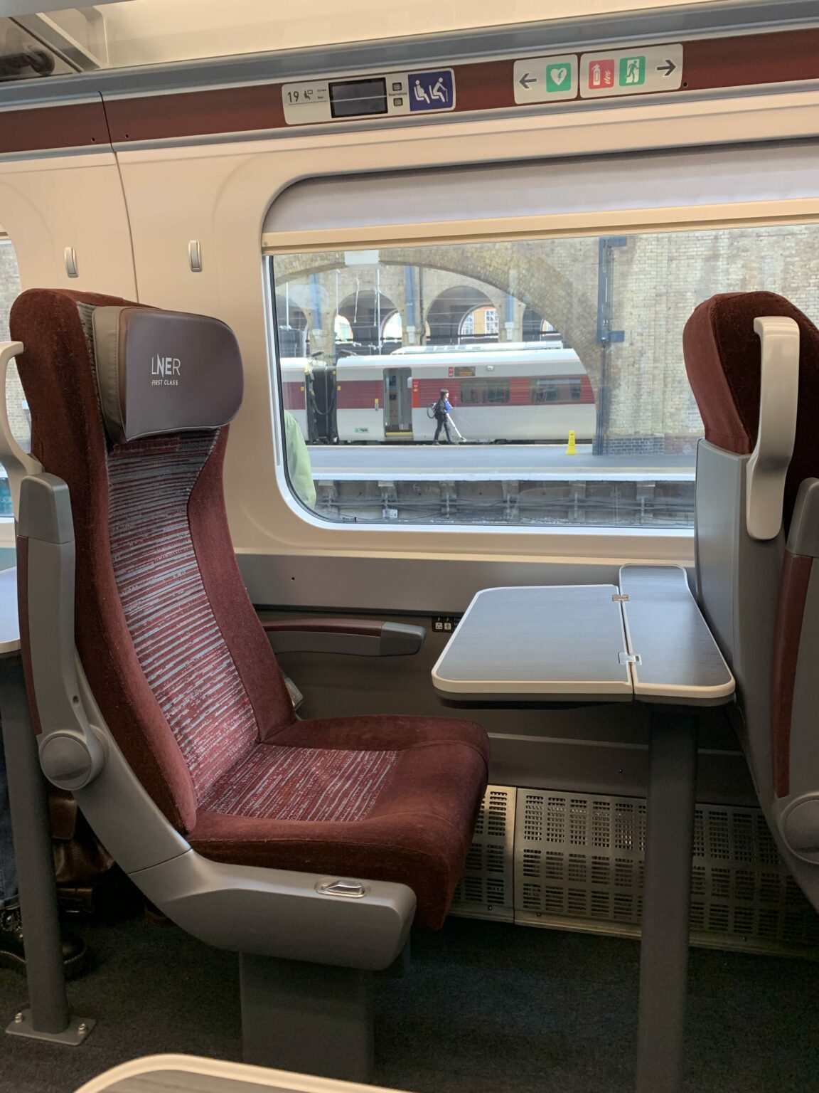 REVIEW: First class long distance on LNER and Avanti West Coast Trains ...