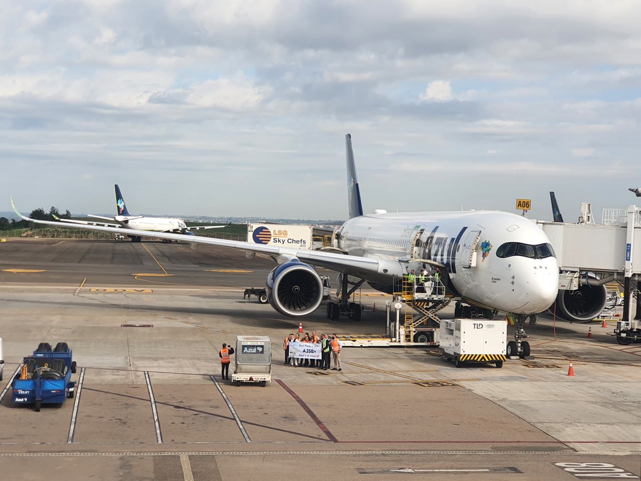 Azul A350 Business Class Maiden Flight Review - Turning left for less