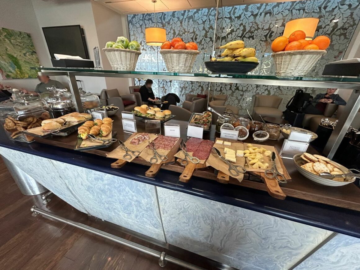 British Airways First Class Philadelphia to London B777-200 - a very ...