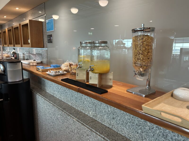 British Airways A320 Club Europe review to Heathrow and Porto ANA ...