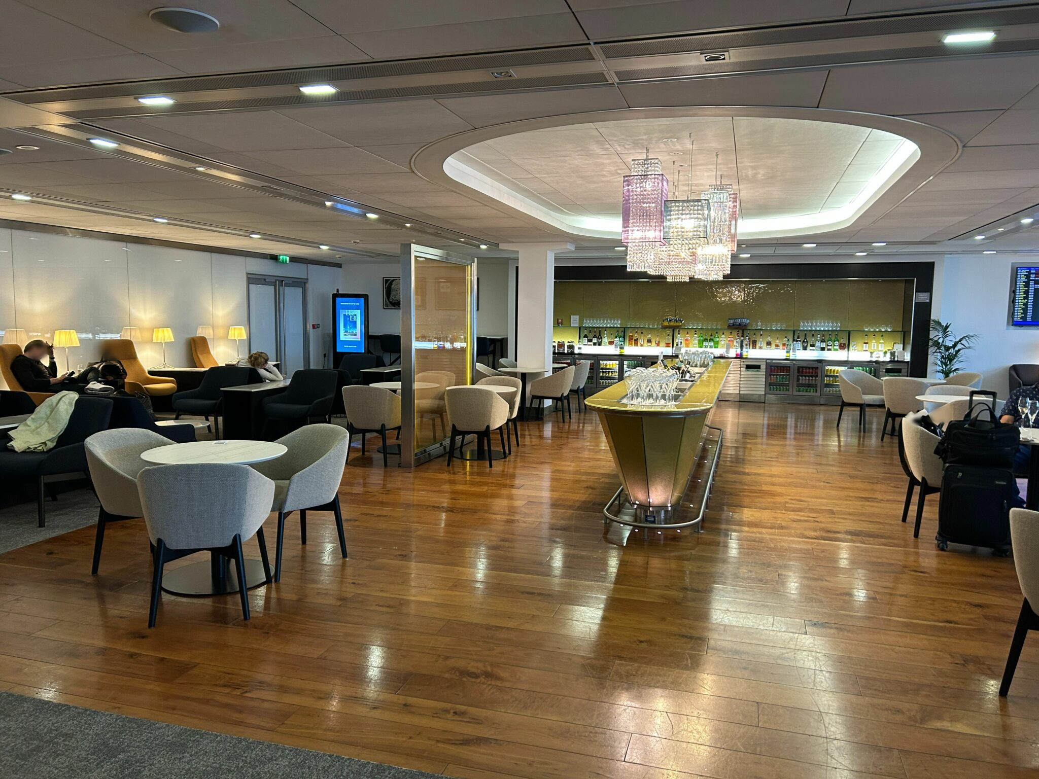 British Airways Heathrow Terminal 3 First Class Lounge - Turning left ...