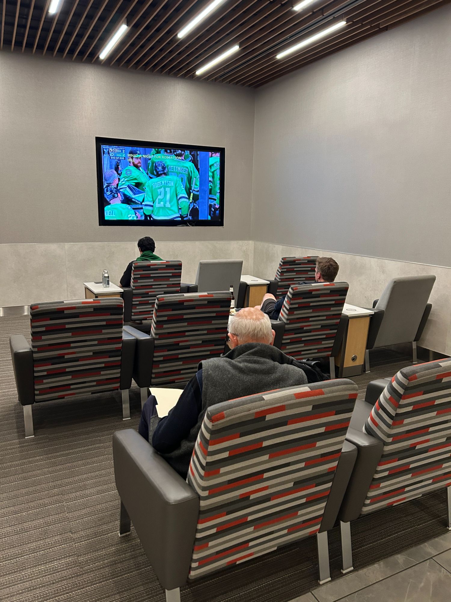 REVIEW: Greenwich lounge T8 New York JFK (formerly Flagship) BA/AA/oneworld business class ...