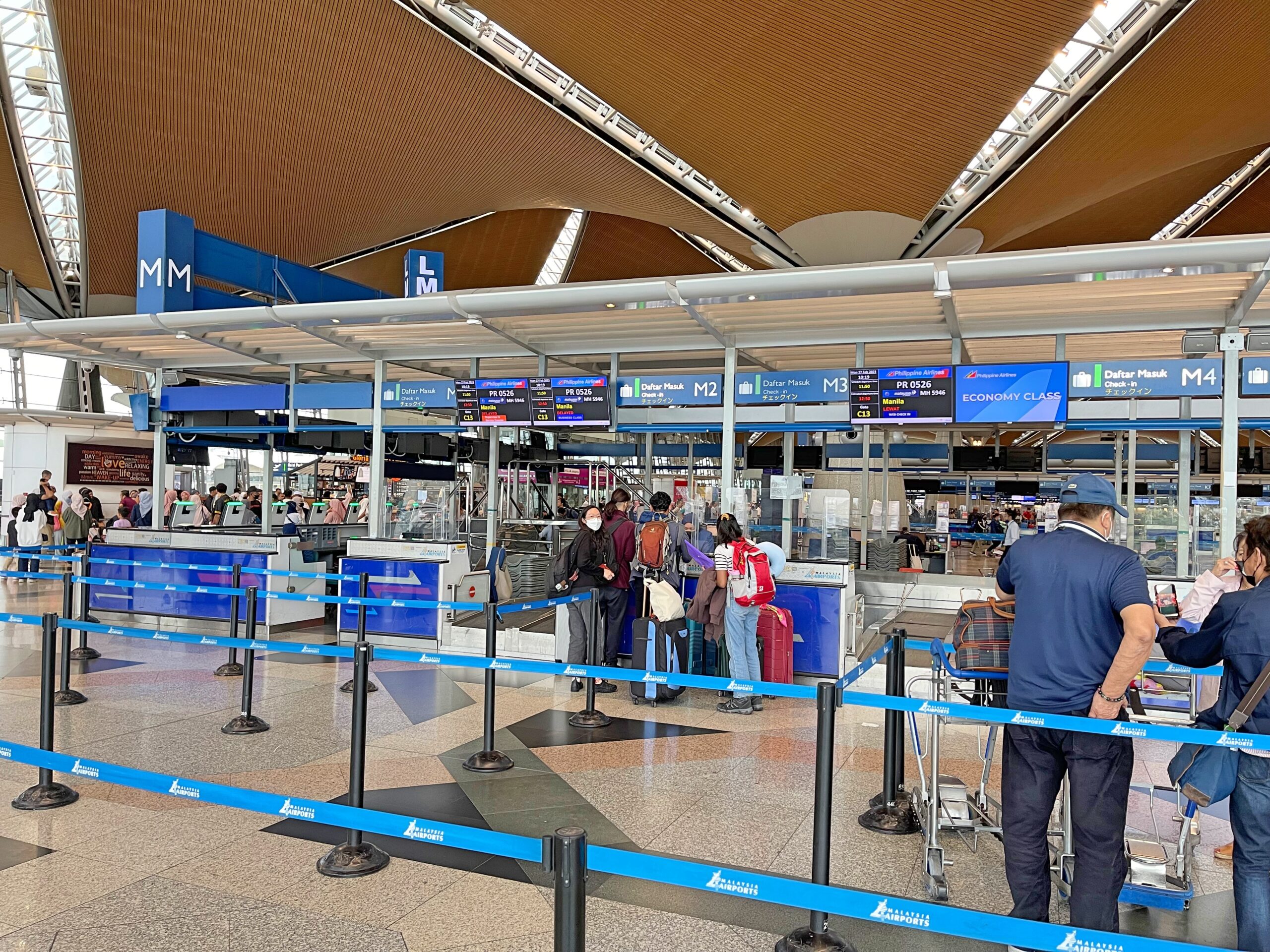 REVIEW: Philippine Airlines – still ‘the heart of the Filipino’? A trip ...