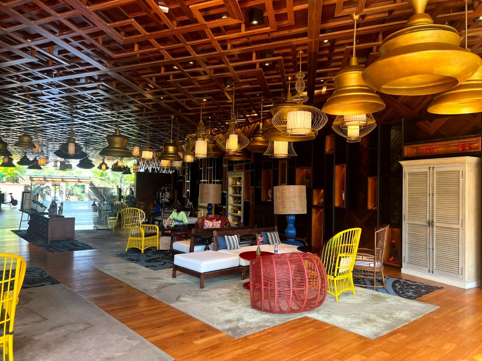 Ecclectic Serenity? REVIEW: IHG's Hotel Indigo Bali Seminyak Beach ...