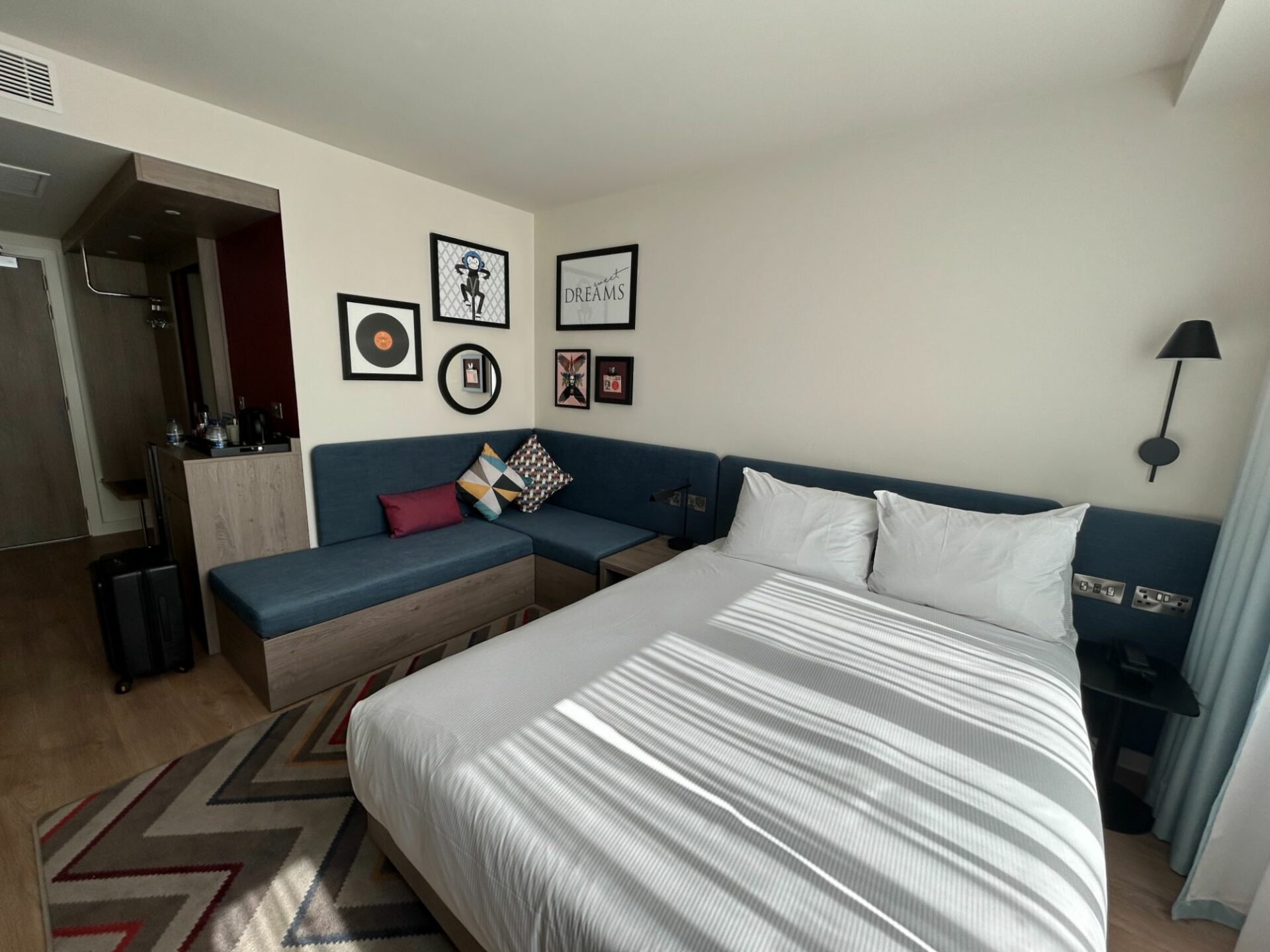 REVIEW: The new Hampton by Hilton London City hotel from £114 - a great ...