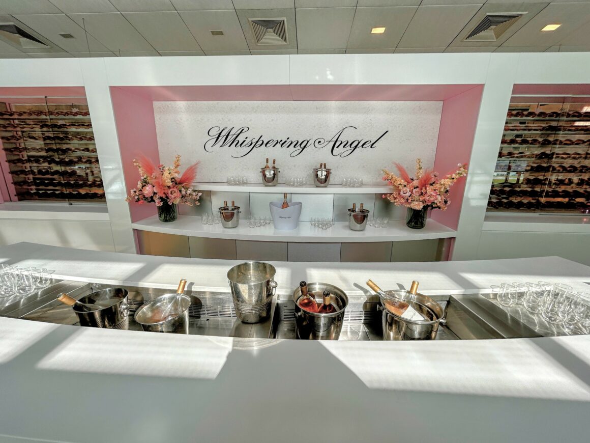 British Airways refurbished Heathrow T5B Galleries Club Reviews ...