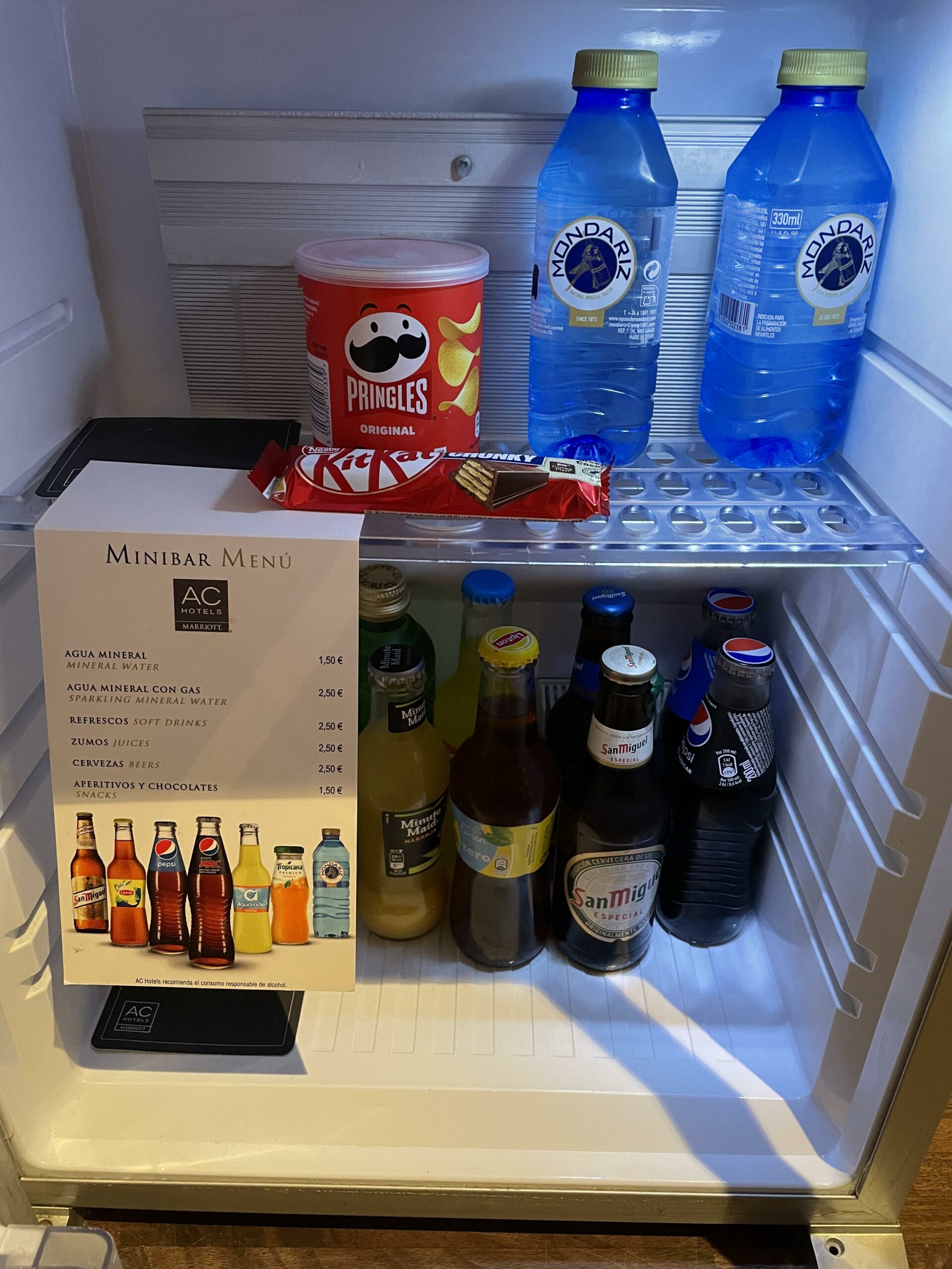 REVIEW: AC Hotel by Marriott Alicante, Spain - Turning left for less