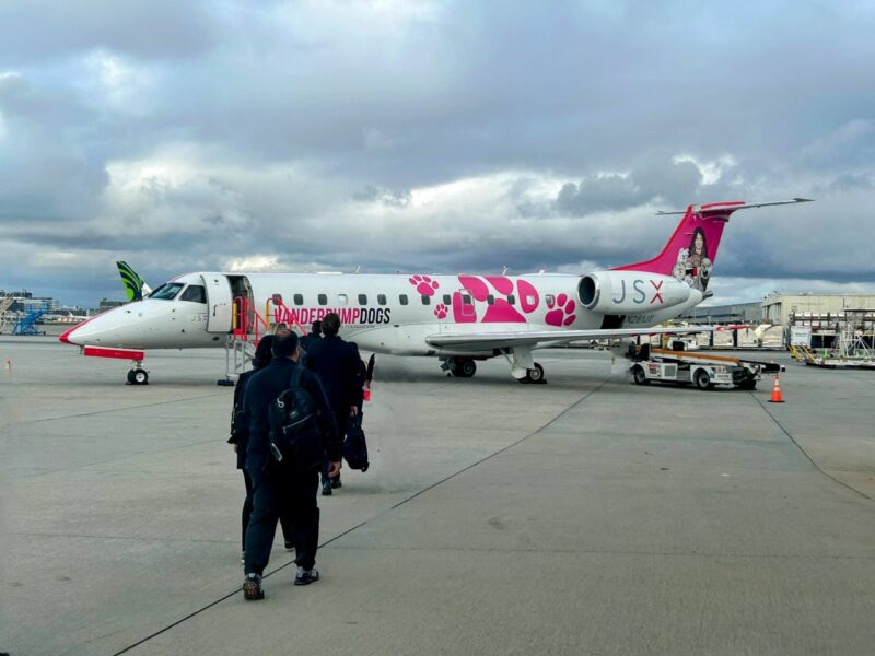 REVIEW: Flying a semi private jet for $149 with JSX LAX to Las Vegas ...