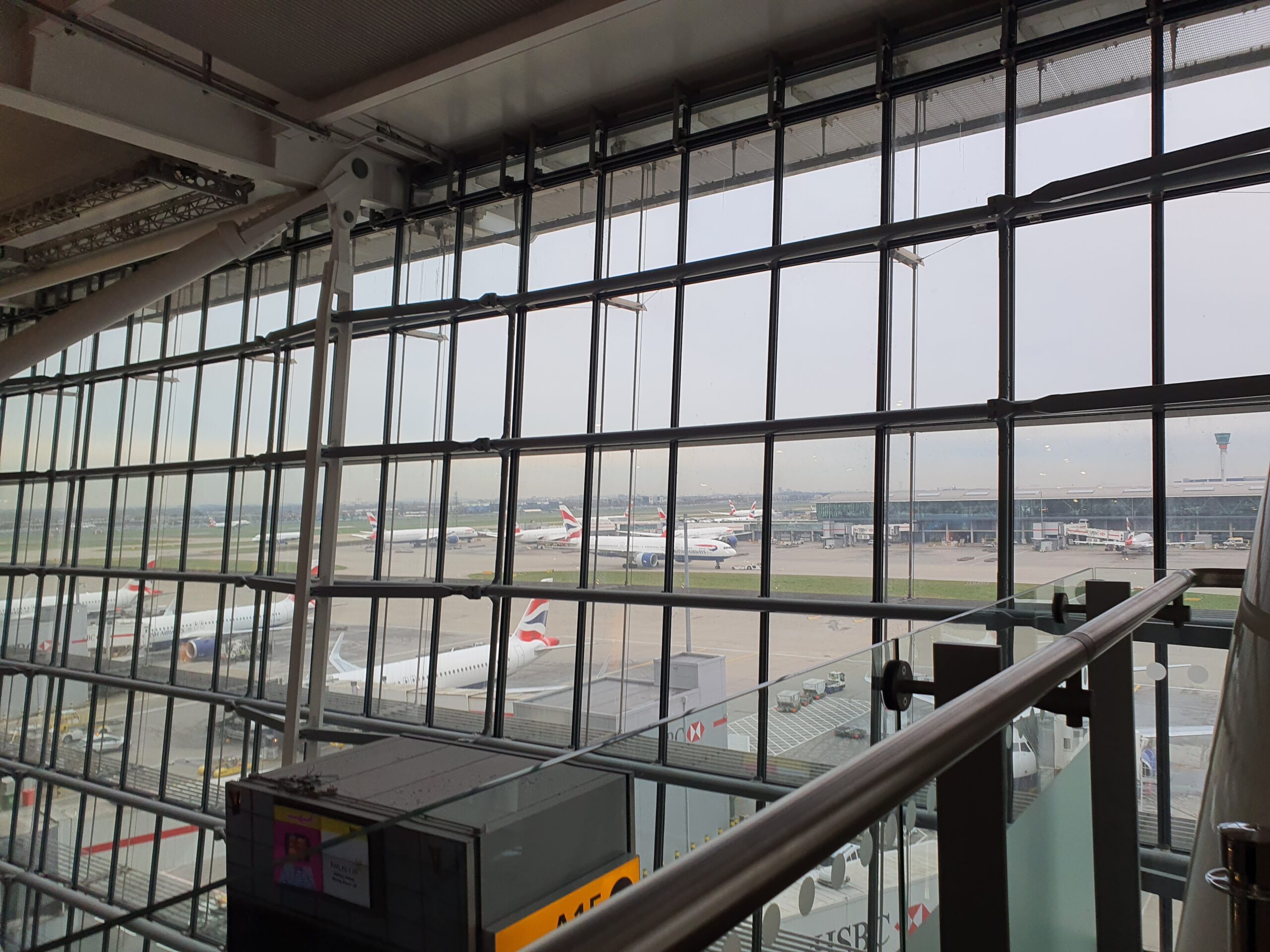 REVIEW: British Airways B777-300ER First Class Suite Flight - Turning ...