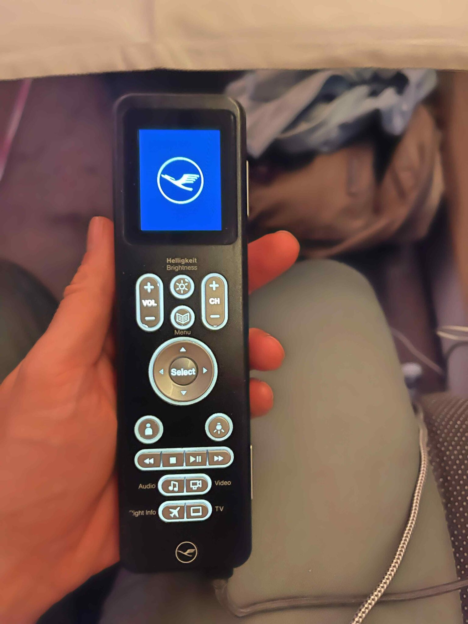 REVIEW: Lufthansa First Class part 2 - onboard the B747-800 - Turning left for less